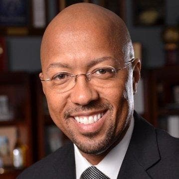 Famous Male Newscasters | List of Top Male Newscasters