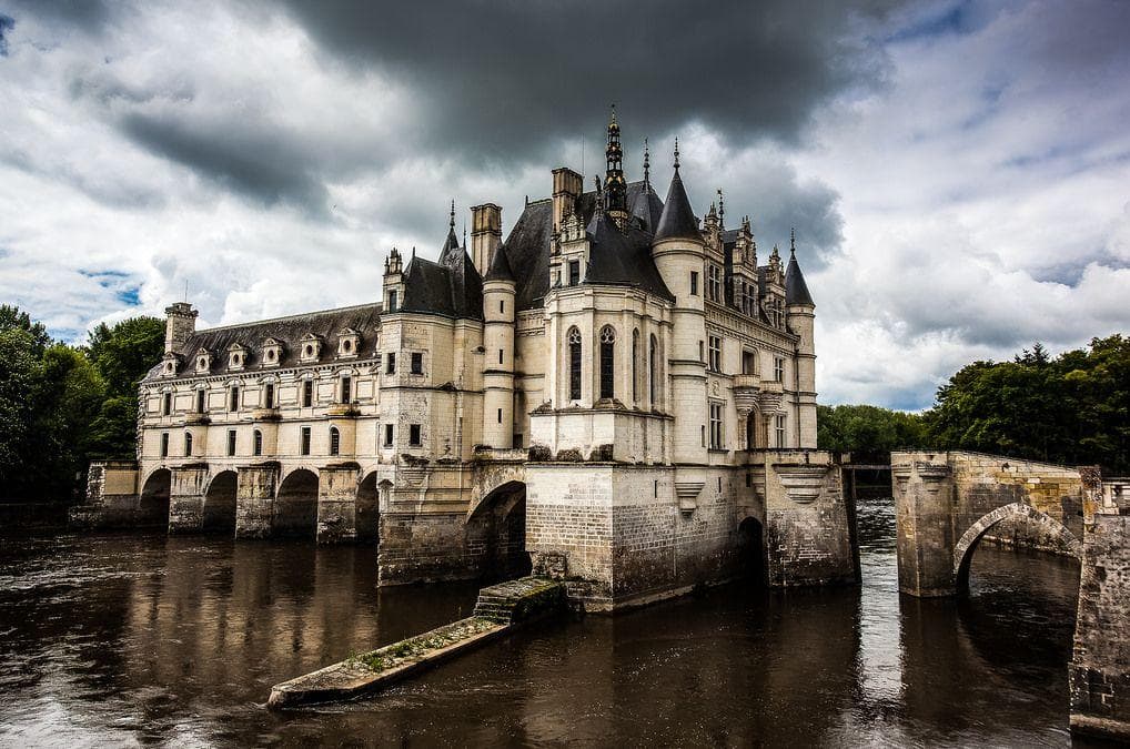 Most Beautiful Castles in France | List of Pretty French Châteaux