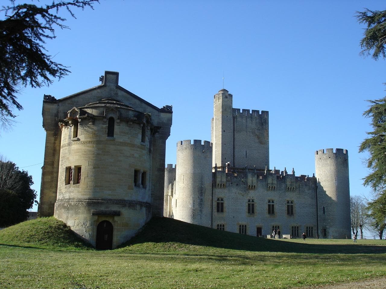 Most Beautiful Castles in France | List of Pretty French Châteaux