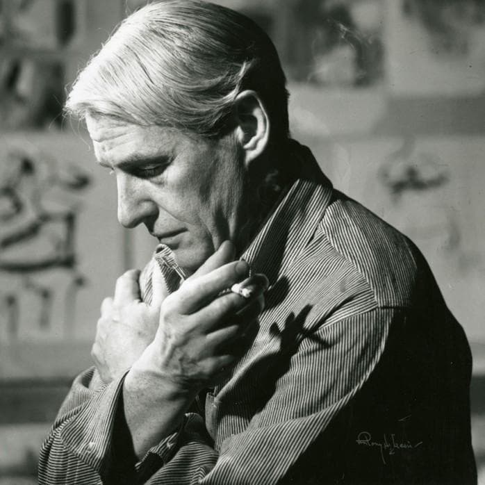 Famous Female Sculptors | List of Top Female Sculptors