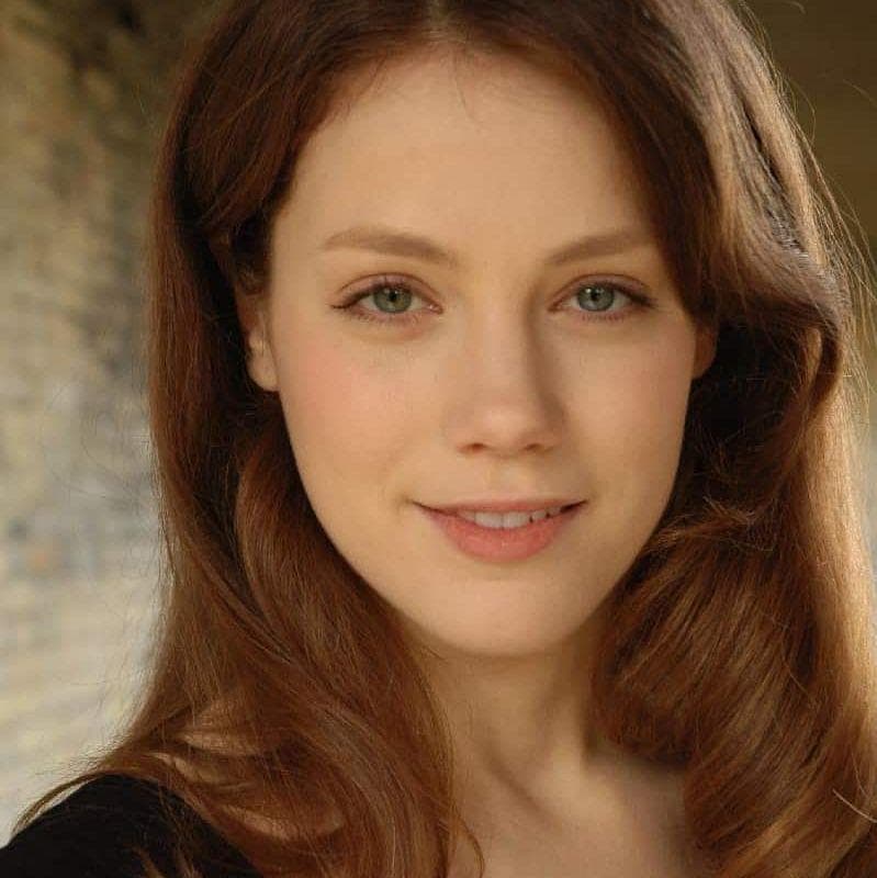 The Most Beautiful Women In The World Of 2021, Ranked By Fans