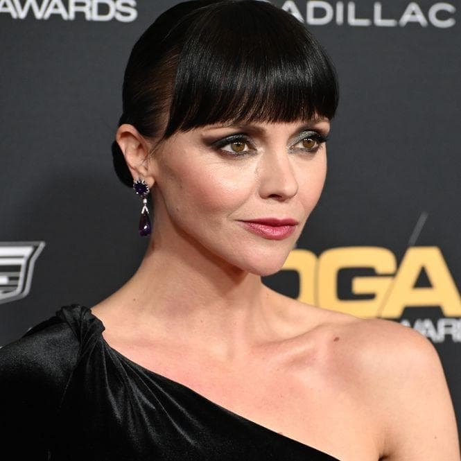 24 Celebrities With Big Foreheads: Actors, Models, and More