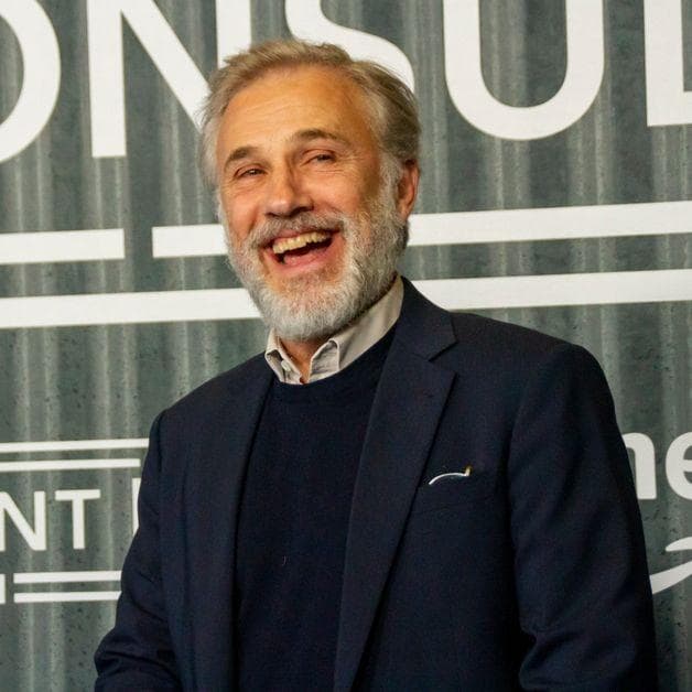 Male Celebrities Who Are 5’7" Tall