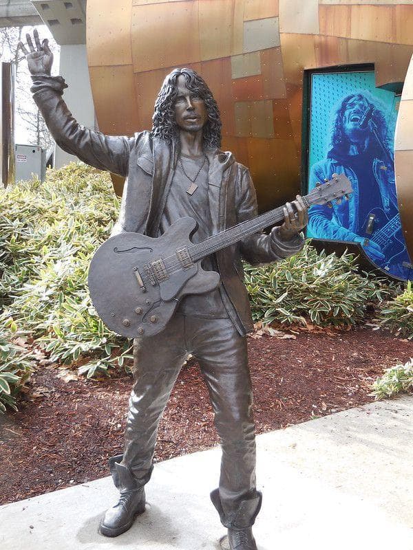 Weird Statues of Celebrities