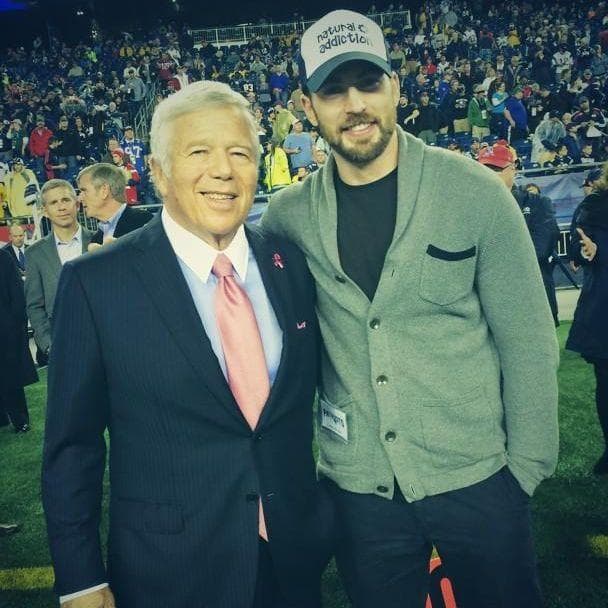 Celebrity Patriot Fans | Celebrities at New England Patriots Games
