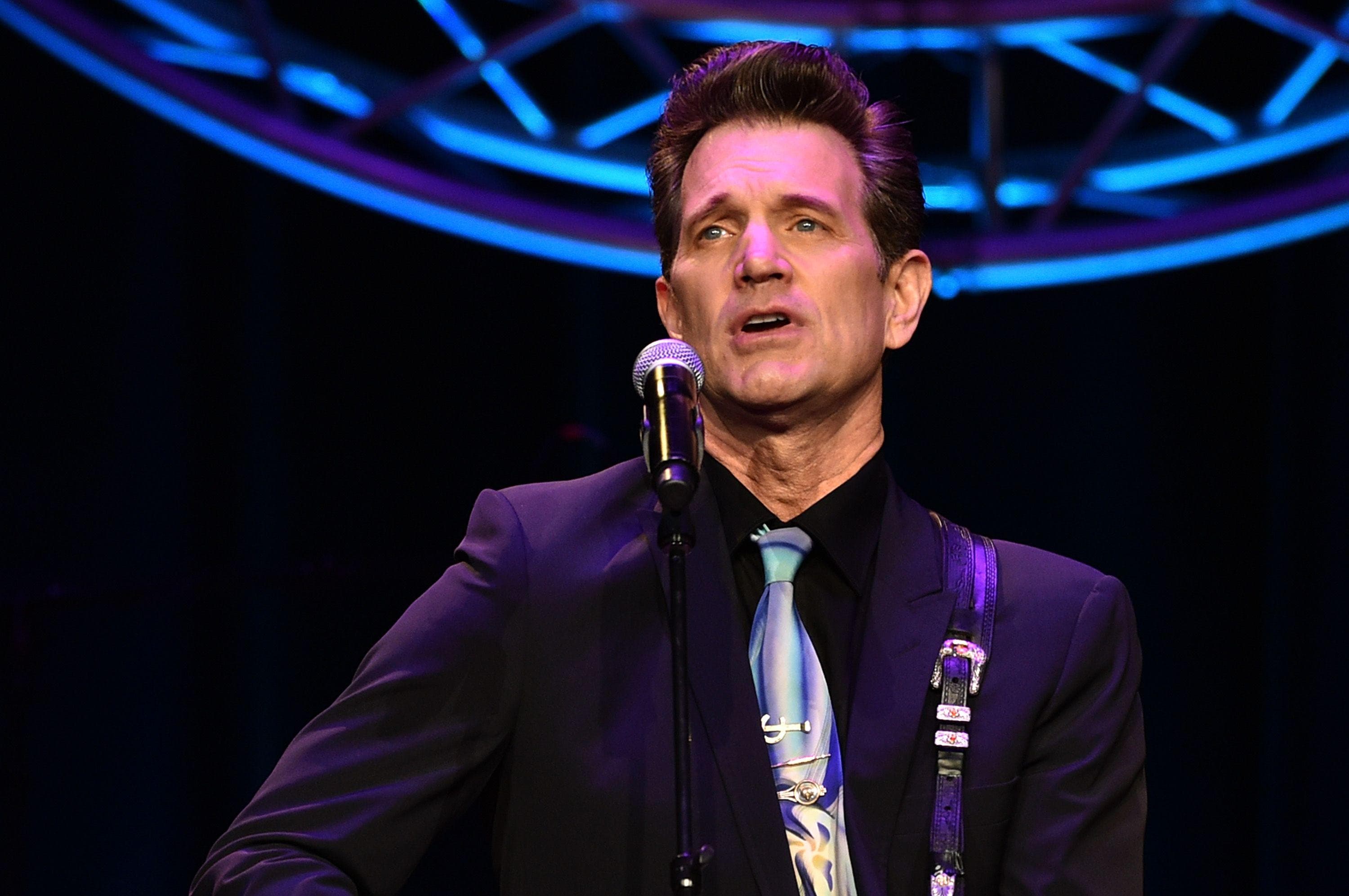 Best Crooners of All Time | List of Famous Crooner Singers