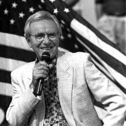 Almost Every Famous Sportscaster & Retired Sports Announcers