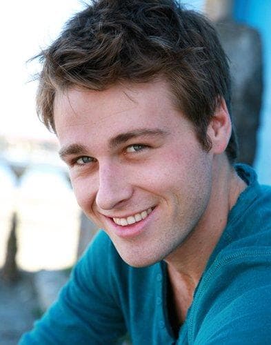 75+ Famous Murphys | Notable People With the Last Name Murphy