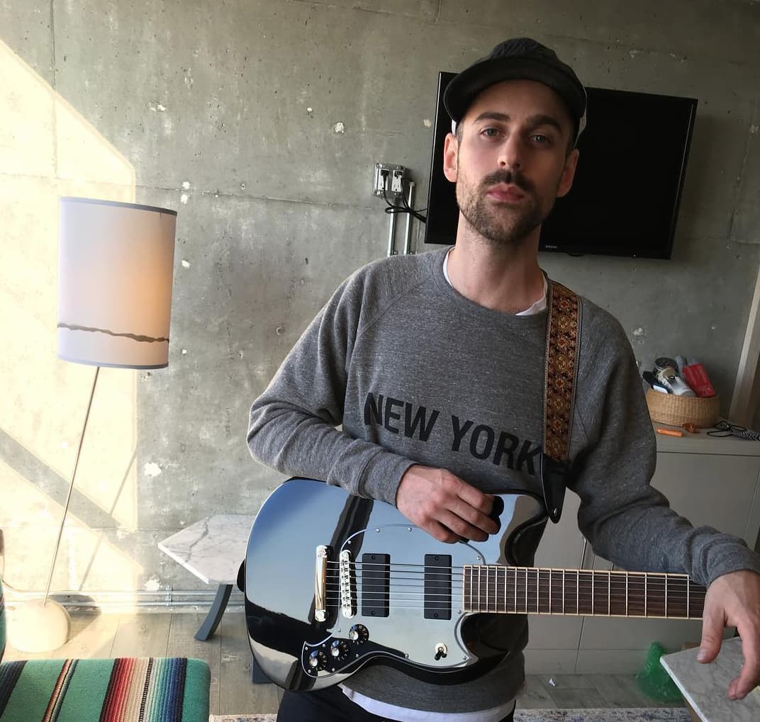 70+ Famous Singers Who Are Aries