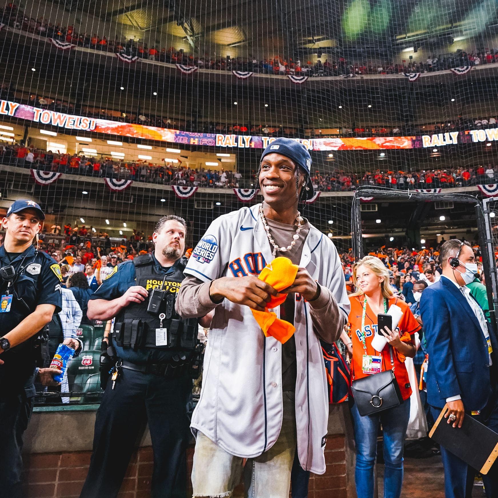 Celebrity Astros Fans | Celebrities at Houston Astros Games