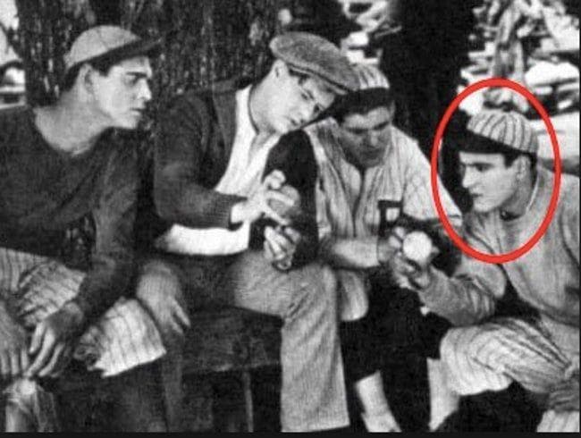 30 Famous Actors Who Started As Extras, Ranked