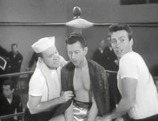 30 Famous Actors Who Started As Extras, Ranked