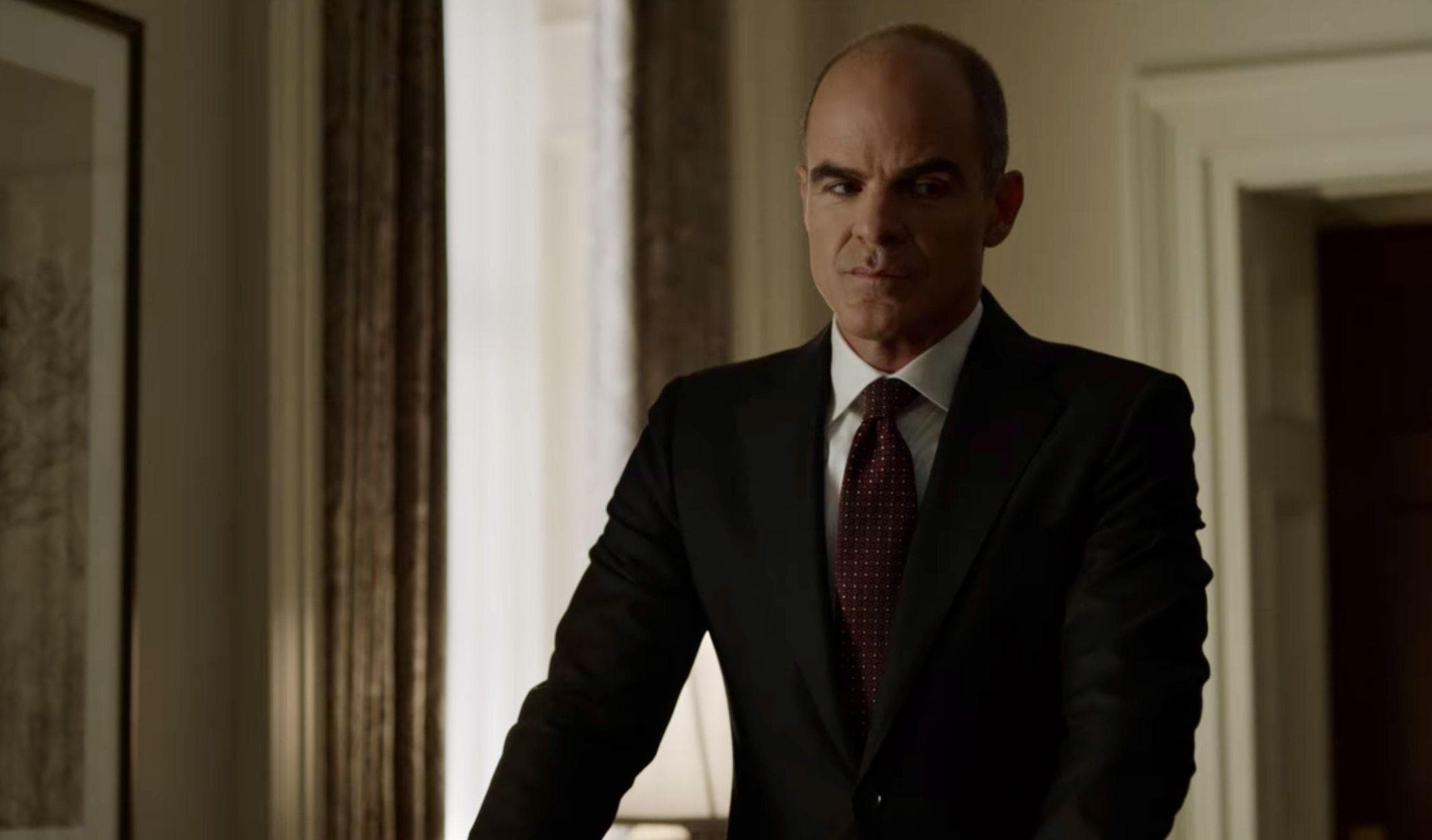 Background TV Characters Who Get Upgraded To Series Regulars In Later ...