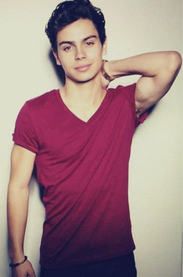 The 25+ Best TV Cast Replacements, Ranked