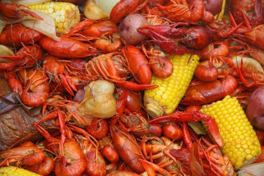The 15 Best Non-Fish Seafood Dishes, Ranked