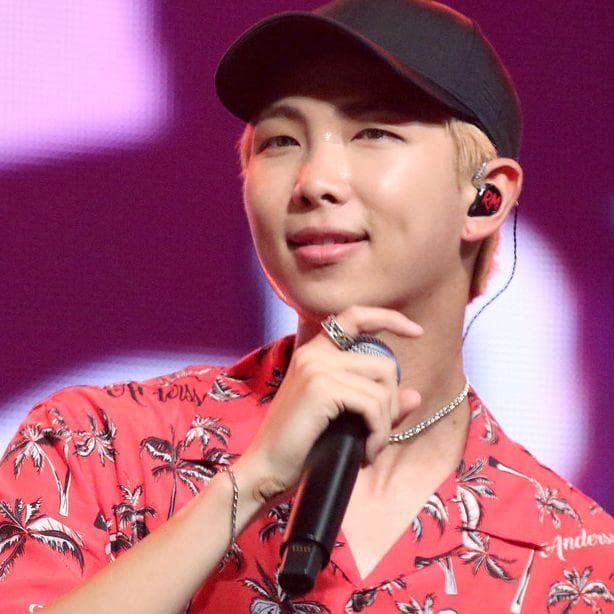 55+ K-pop Idols Who Are ENFP, Ranked By Fans