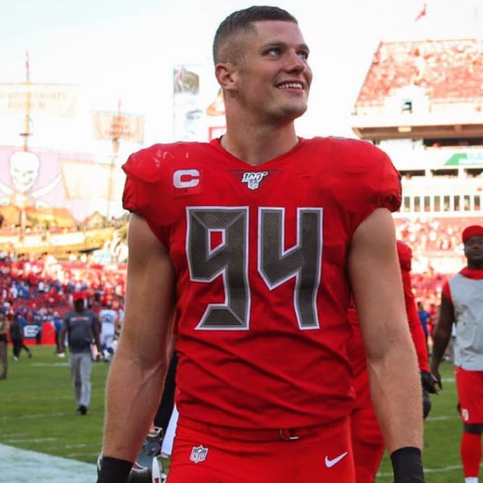 The 25+ Tallest NFL Players Right Now, Ranked