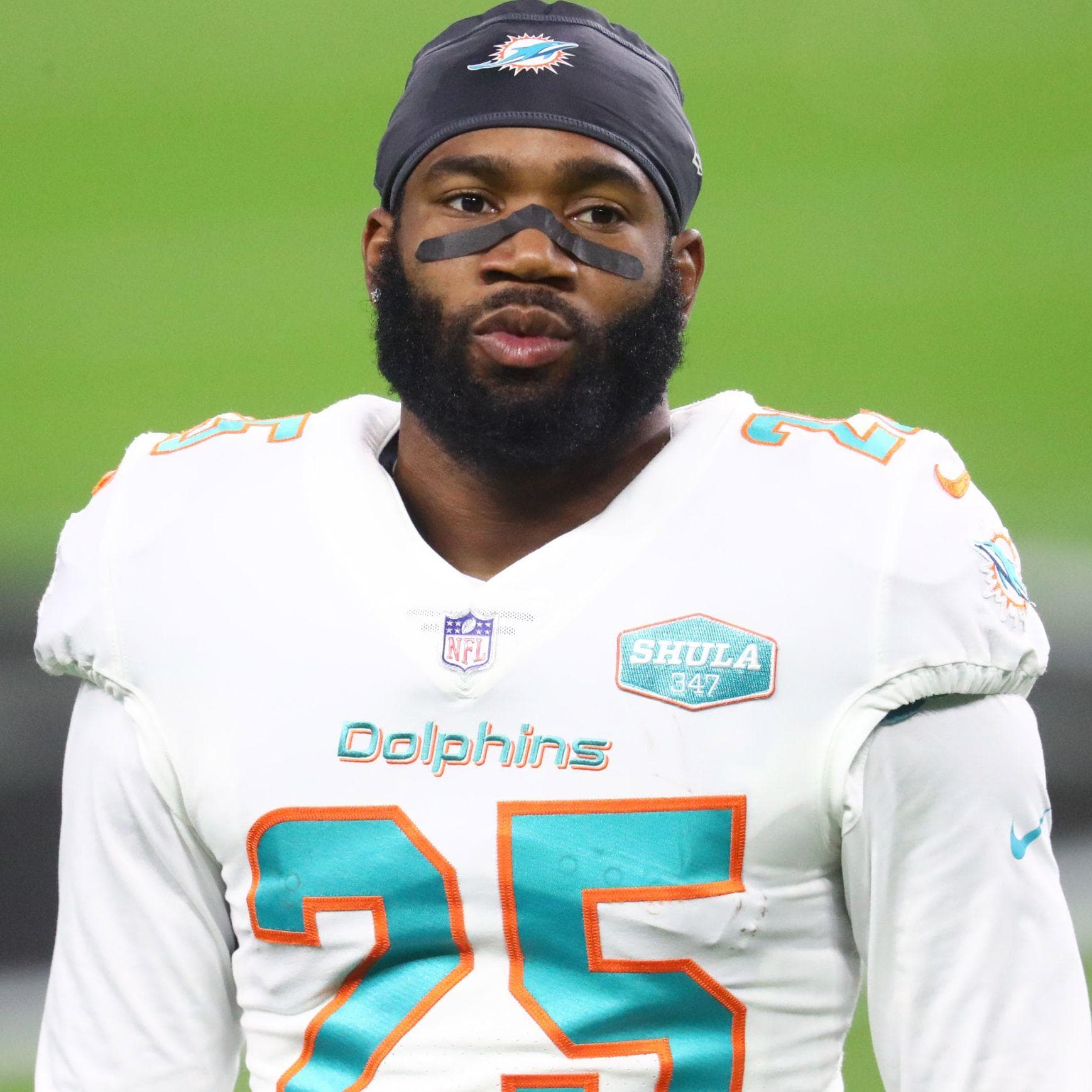 The Best Current NFL Cornerbacks, Ranked by Football Fans