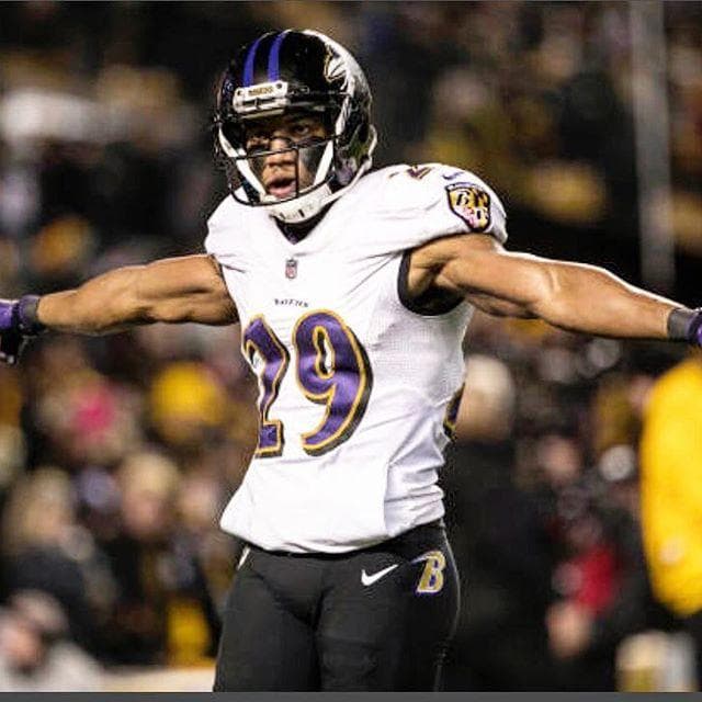 The Best Current NFL Cornerbacks, Ranked by Football Fans