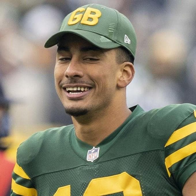 The 30+ Most Attractive NFL Quarterbacks Of 2026, Ranked