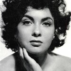 Famous Female Sculptors | List of Top Female Sculptors