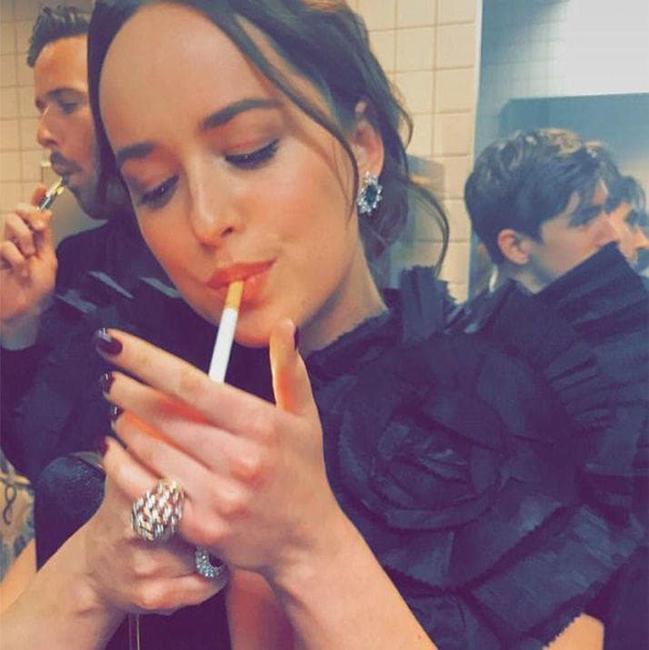 55+ Celebrities Who Smoke Cigarettes