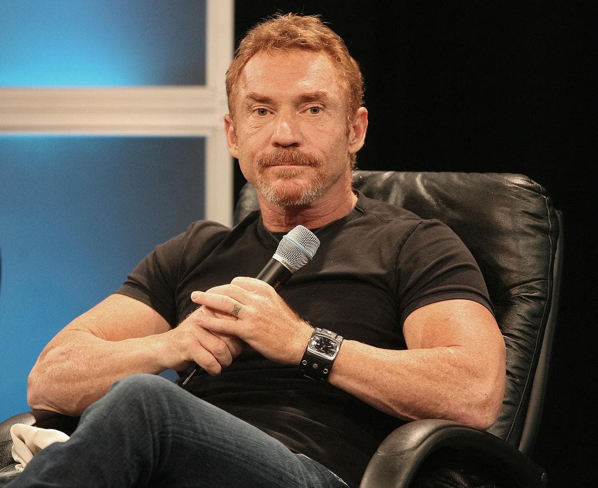 Famous Homeless People: Celebrities Who Fell on Hard Times