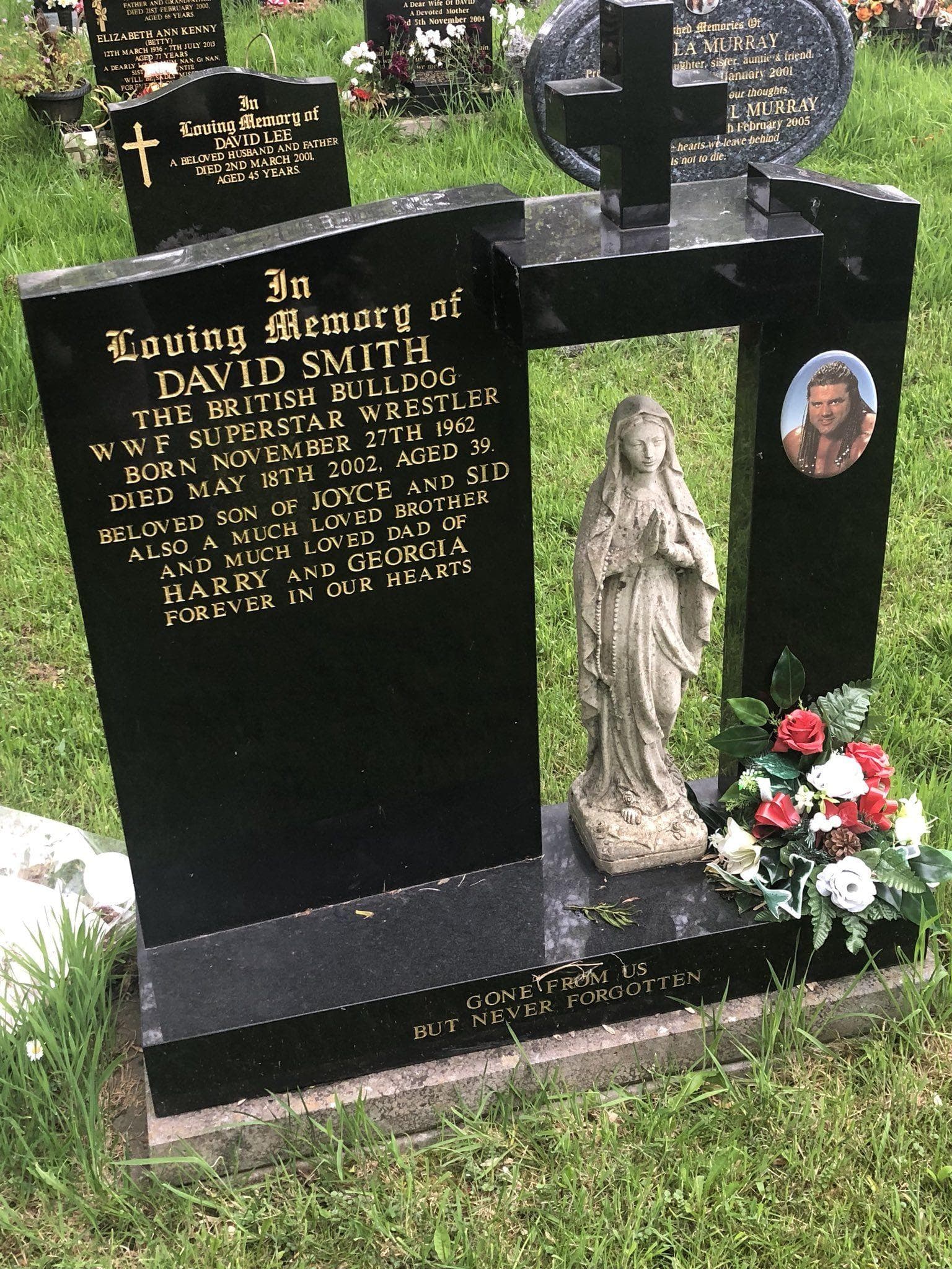 What The Graves Of Some Of Our Favorite Professional Wrestlers Actually ...