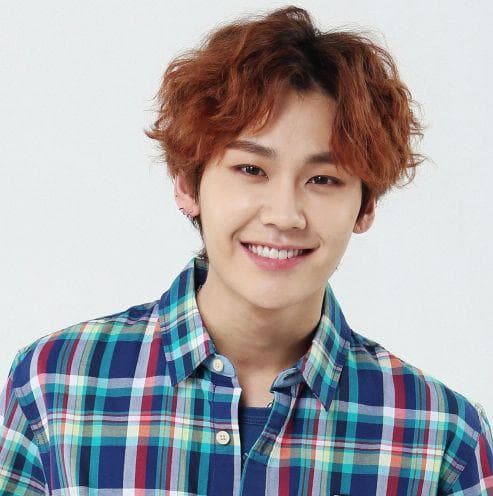 15 K-pop Idols Who Are ESTP, Ranked By Fans