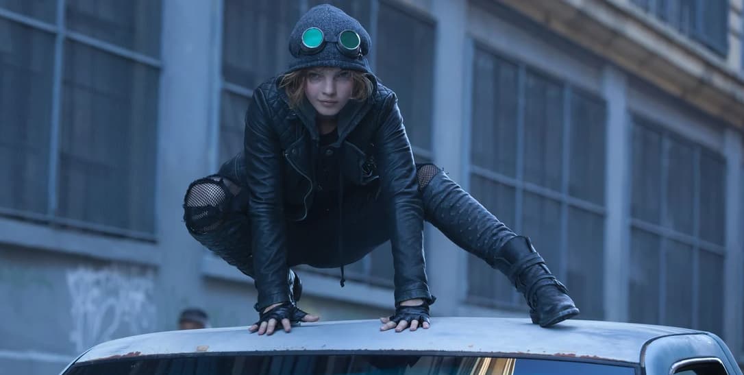Onscreen Catwoman Costumes, Ranked