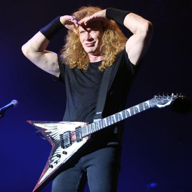 The 540+ Greatest Guitarists Of All Time, Ranked By Fans