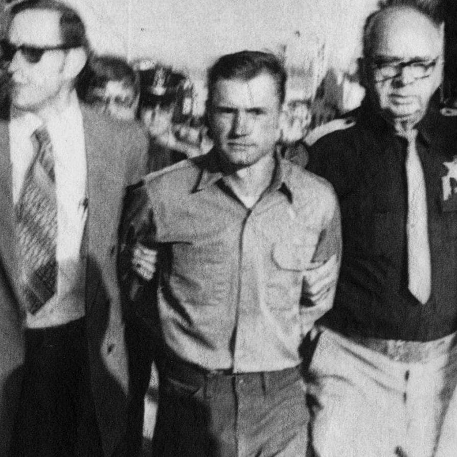 38 Infamous Gemini Serial Killers, From Jeffrey Dahmer To Wayne Williams