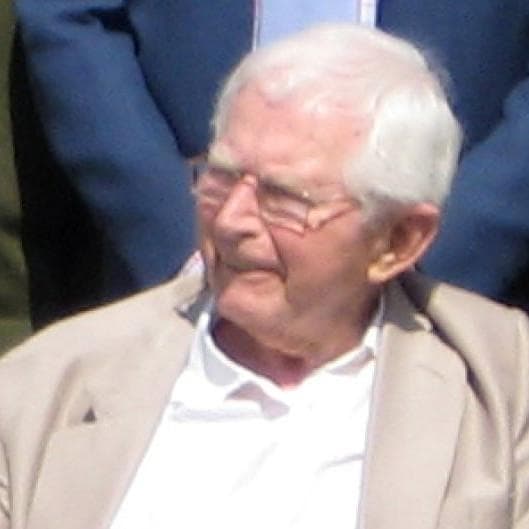 Famous Physicians from Australia | List of Top Australian Physicians