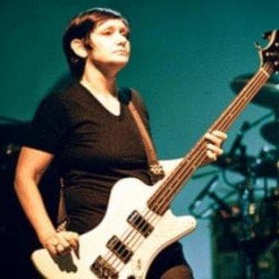 List of 40+ Famous Female Bassists