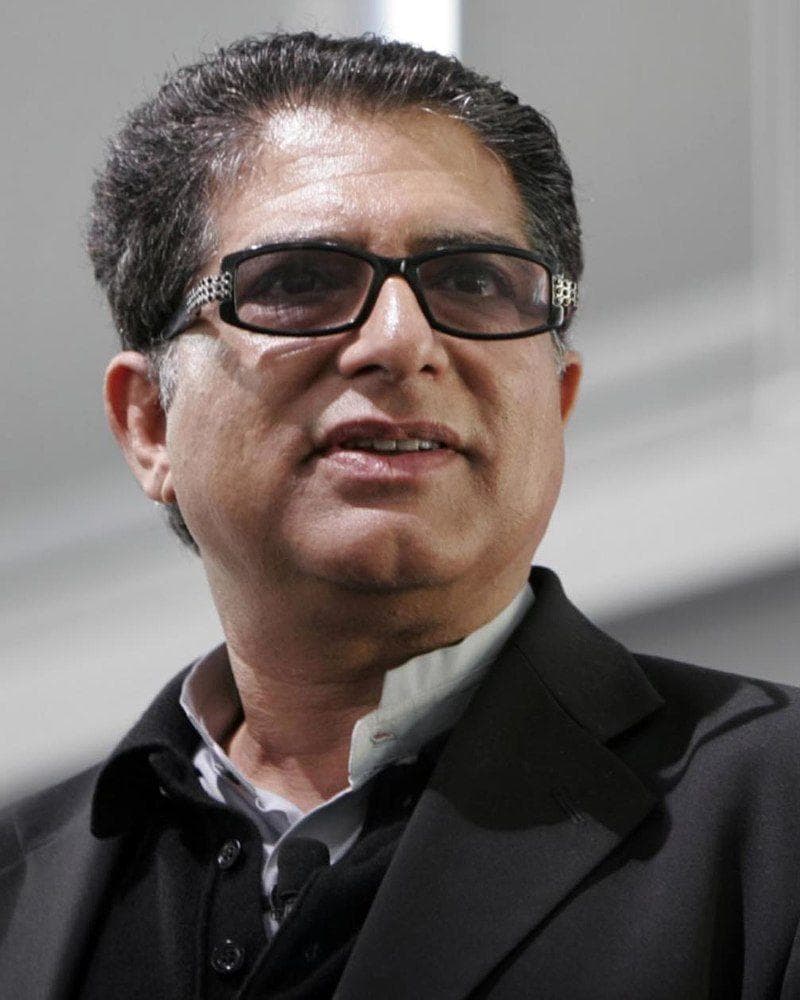 26 Famous People Who Practice Hinduism