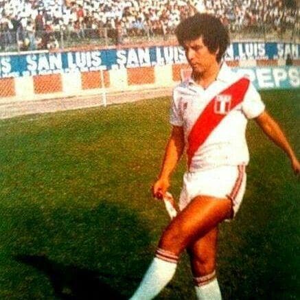 Best Peruvian Soccer Players | List of Famous Footballers from Peru