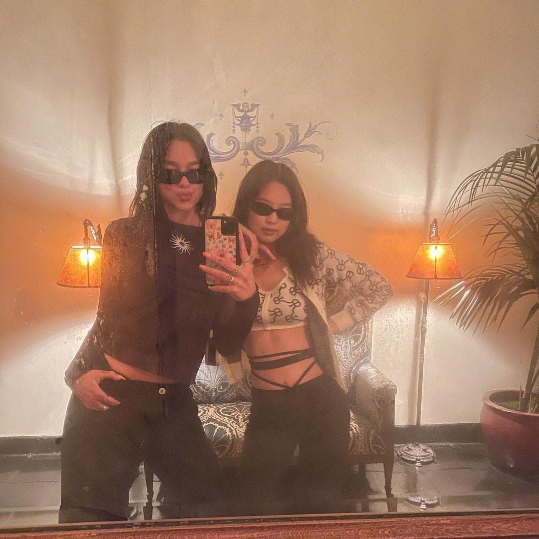 Jennie Kim 's Best Friends
