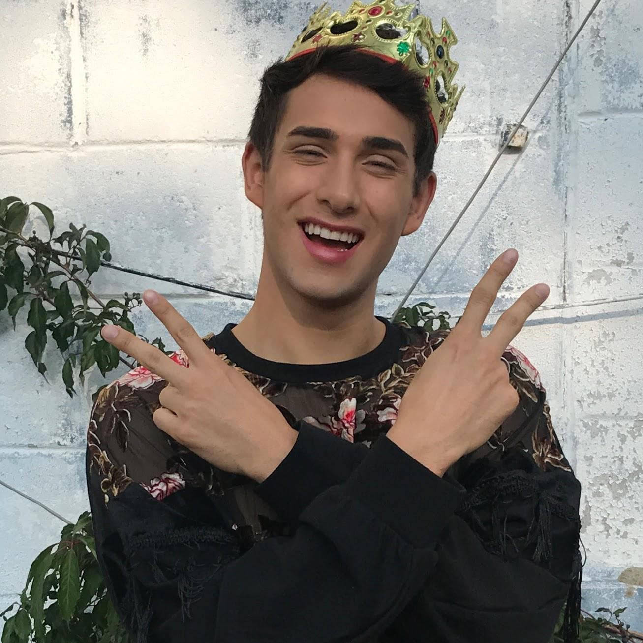 The 25+ Most Attractive Gay Youtubers (With Photos)