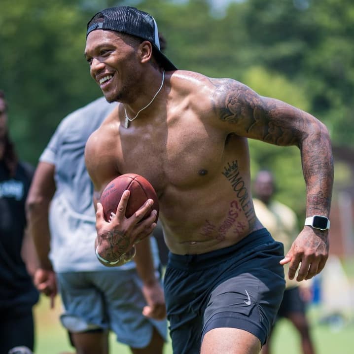 The 55 Hottest NFL Players of 2024, Ranked By Fans