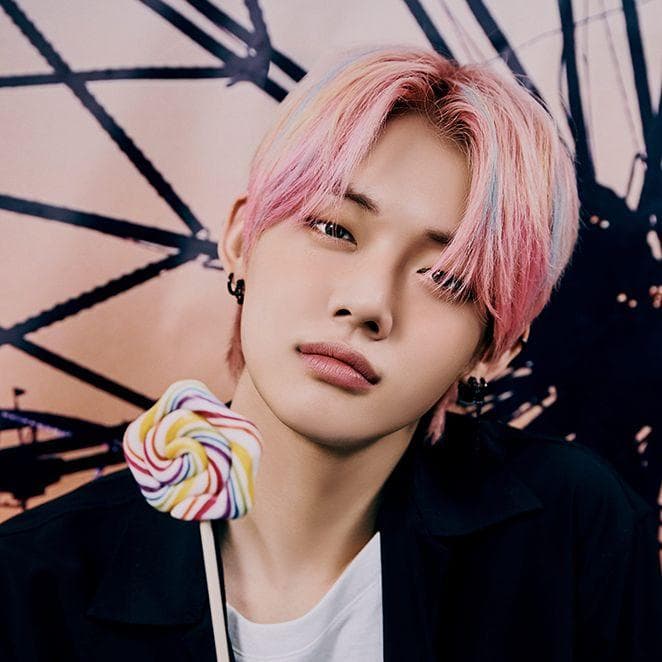 The 25+ Best K-pop Idols With Pink Hair, Ranked By Fans
