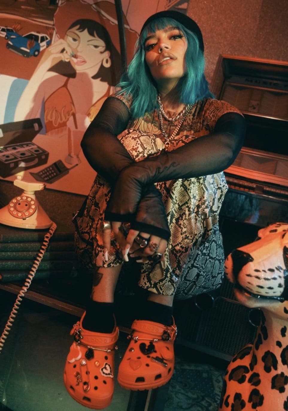 20 Celebrities Who Love To Rock Crocs