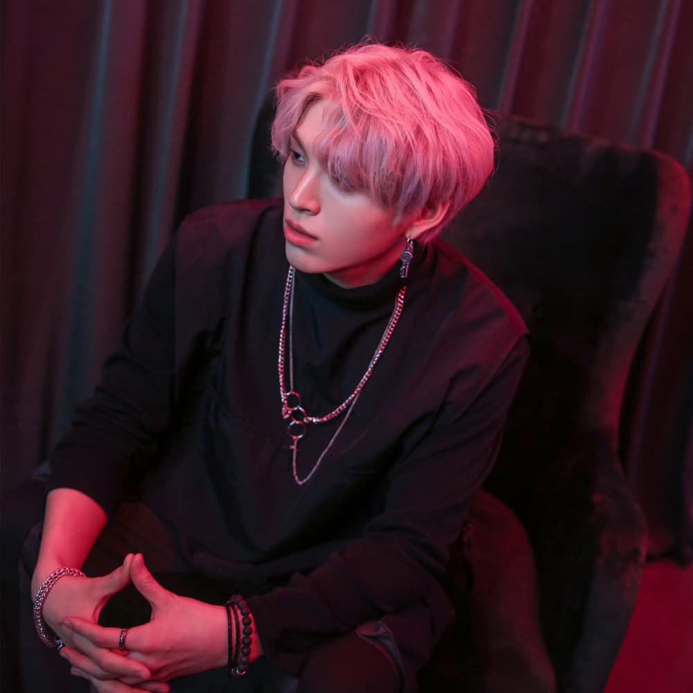 45+ K-pop Idols Who Are ENFJ, Ranked By Fans