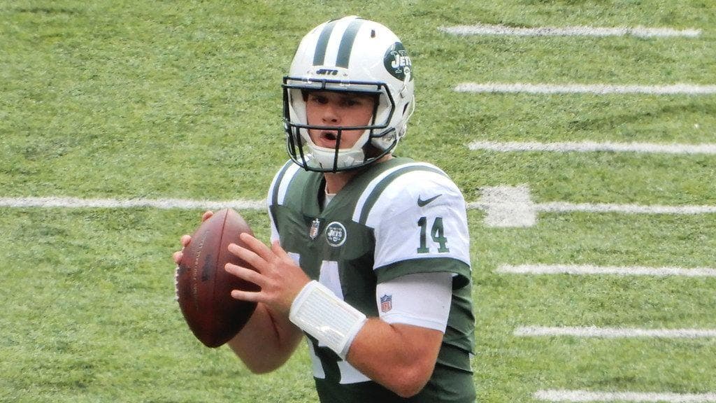 The 30+ Best Athletes Who Wore Number 14, Ranked By Fans