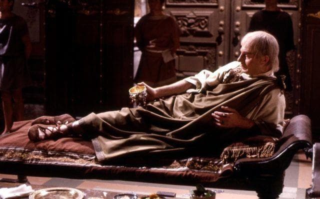 Famous Actors Who Played Famous Kings, Ranked By Regality