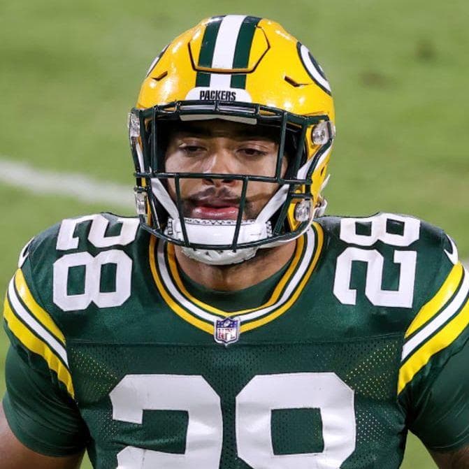 The Top 30+ RBs In The NFL Right Now, Ranked By Fans