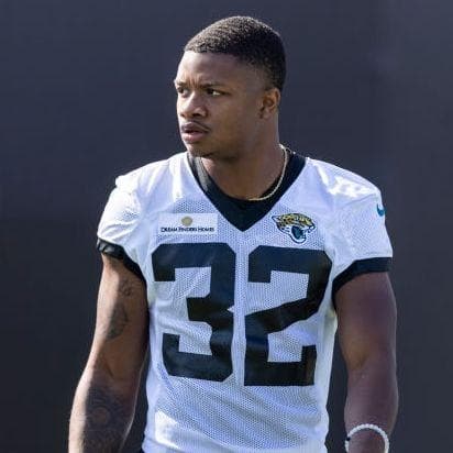 The Best Current NFL Cornerbacks, Ranked by Football Fans