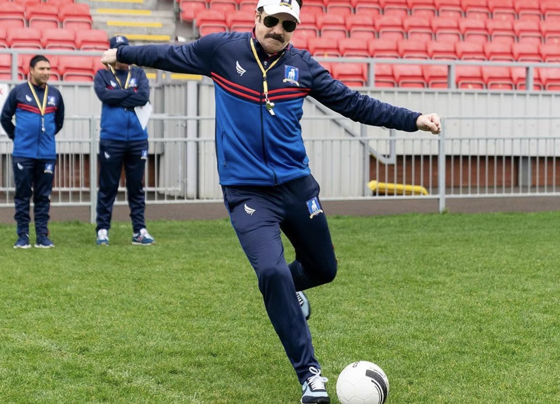 Sitcom Alter Egos We Wish We Could See More Of