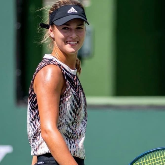 The 25+ Best WTA Tour Women's Tennis Players of 2022, Ranked