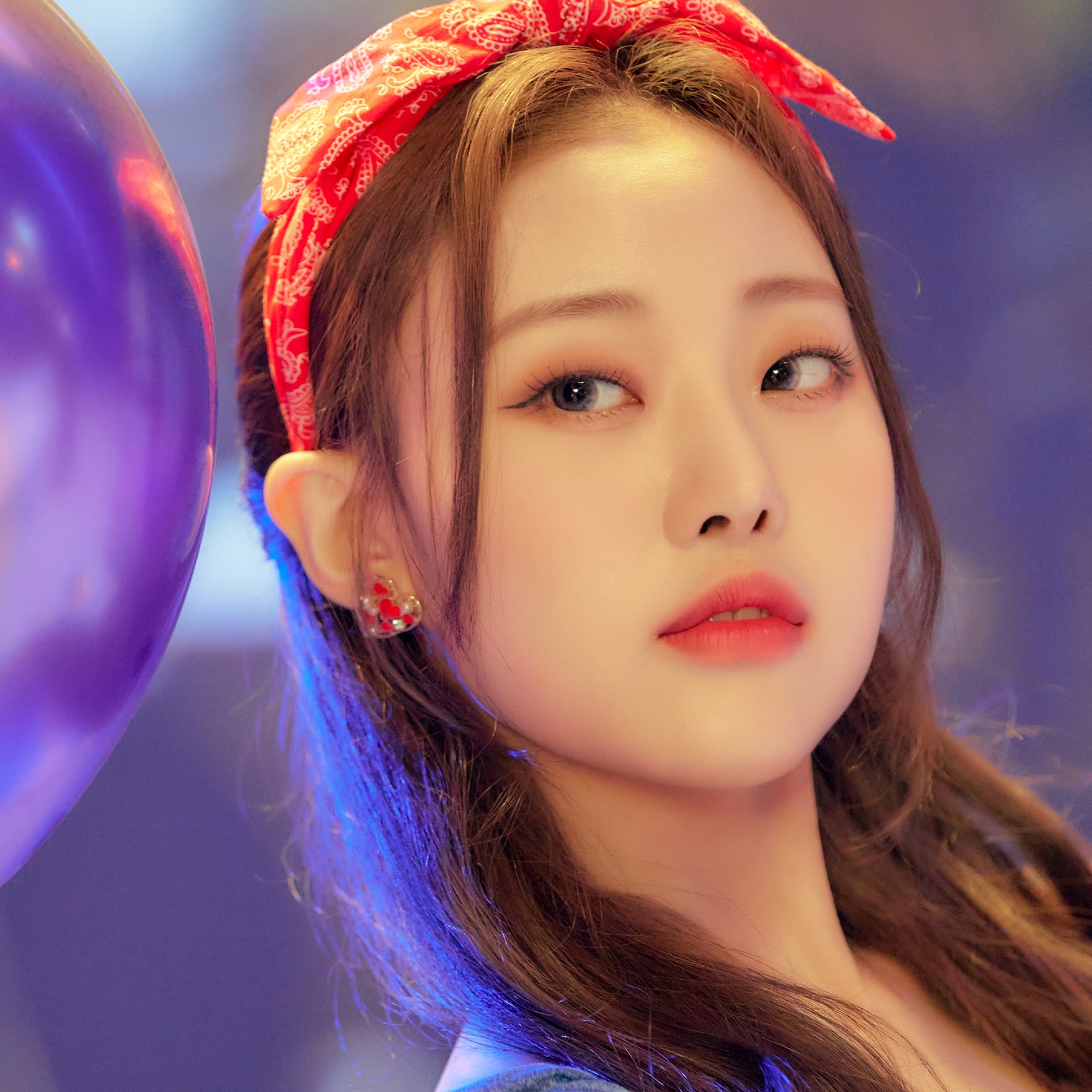 14 Female Kpop Idols Born In 2003
