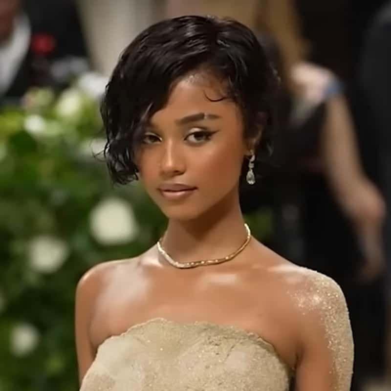 The Most Beautiful Women Pop Stars, Ranked By Fans
